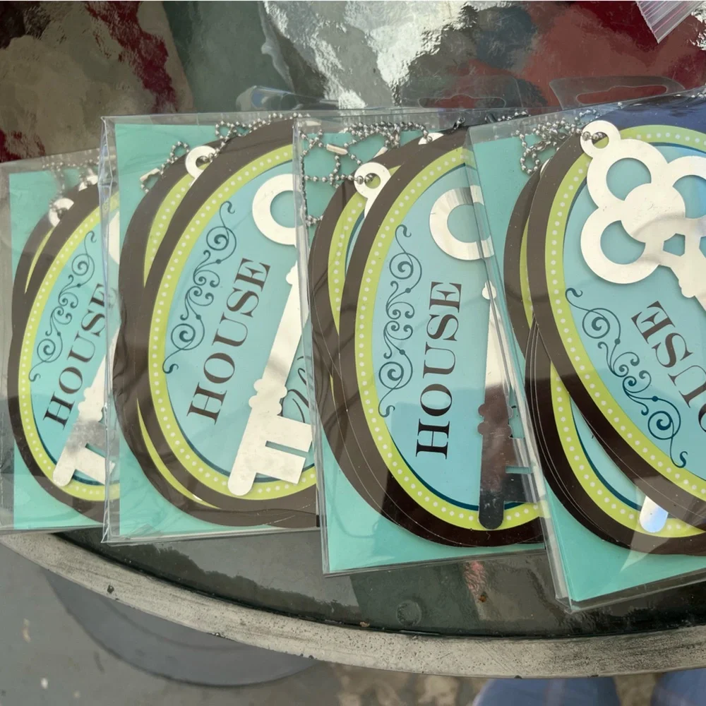 Amscan | Party Supplies | 4 House Warming Invitations W A Key Picture ...